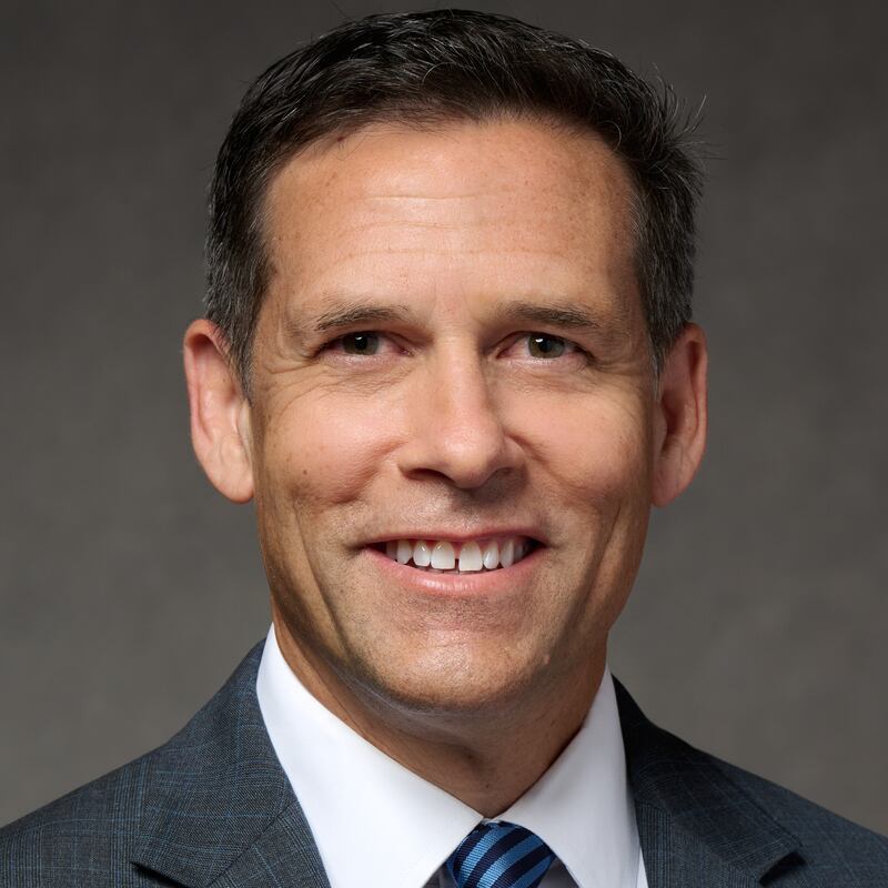 Latter-day Saints sustain new leaders — 16 general authorities, young ...