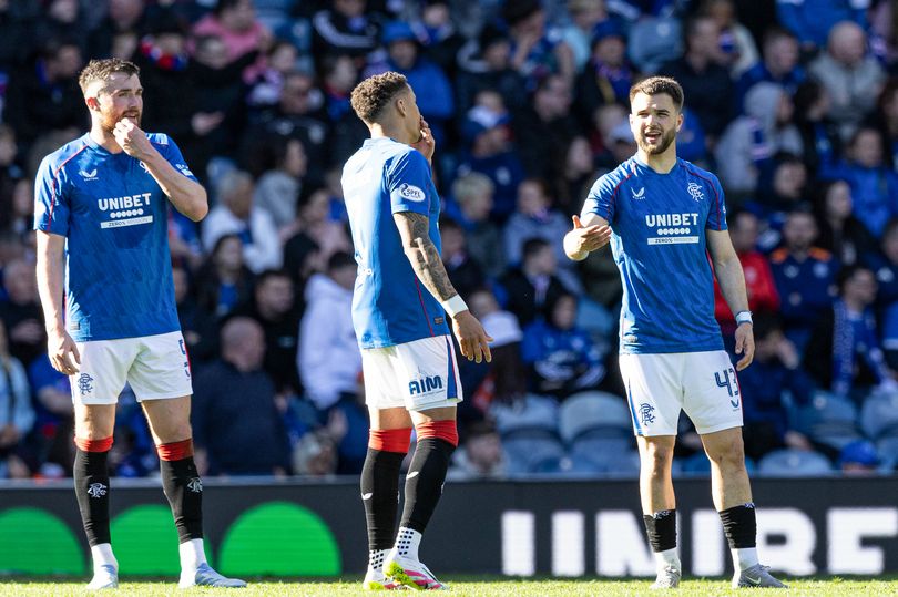 4 Rangers stars face anxious Bilbao fitness fight as boss flips the ...