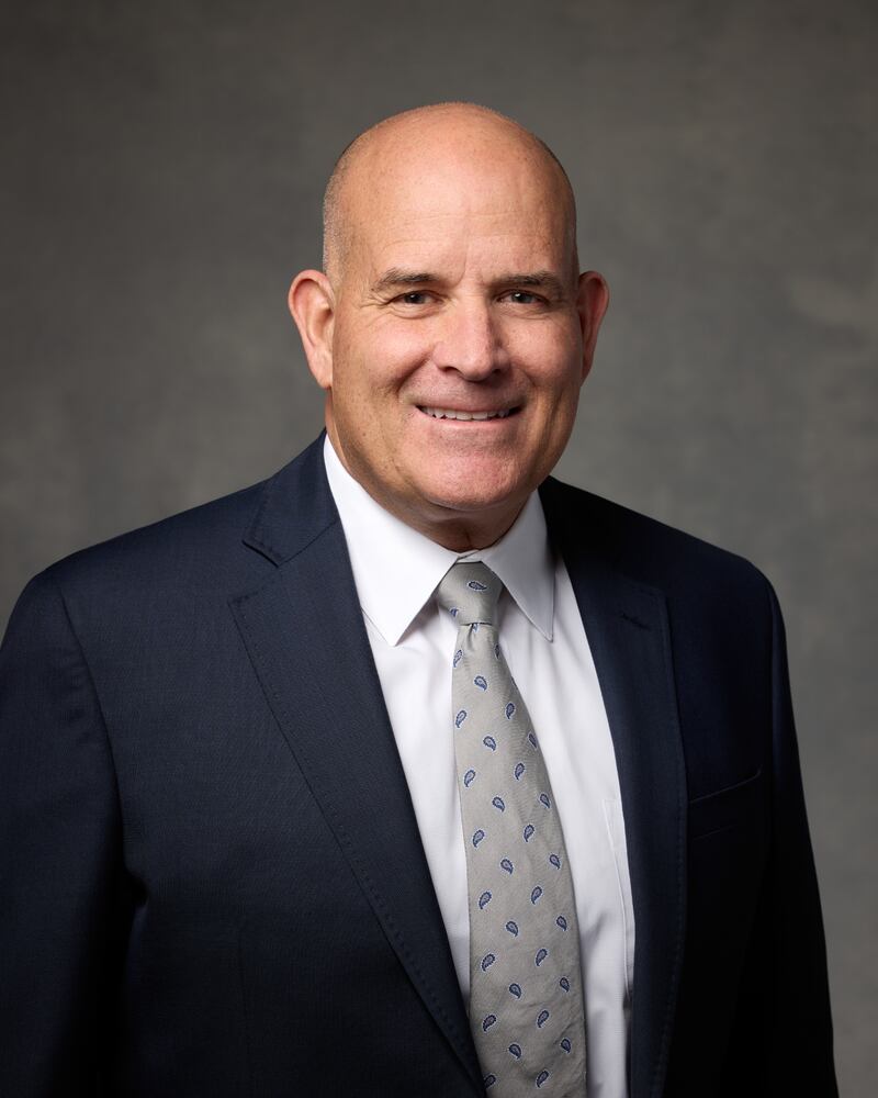 Latter-day Saints sustain new leaders — 16 general authorities, young ...