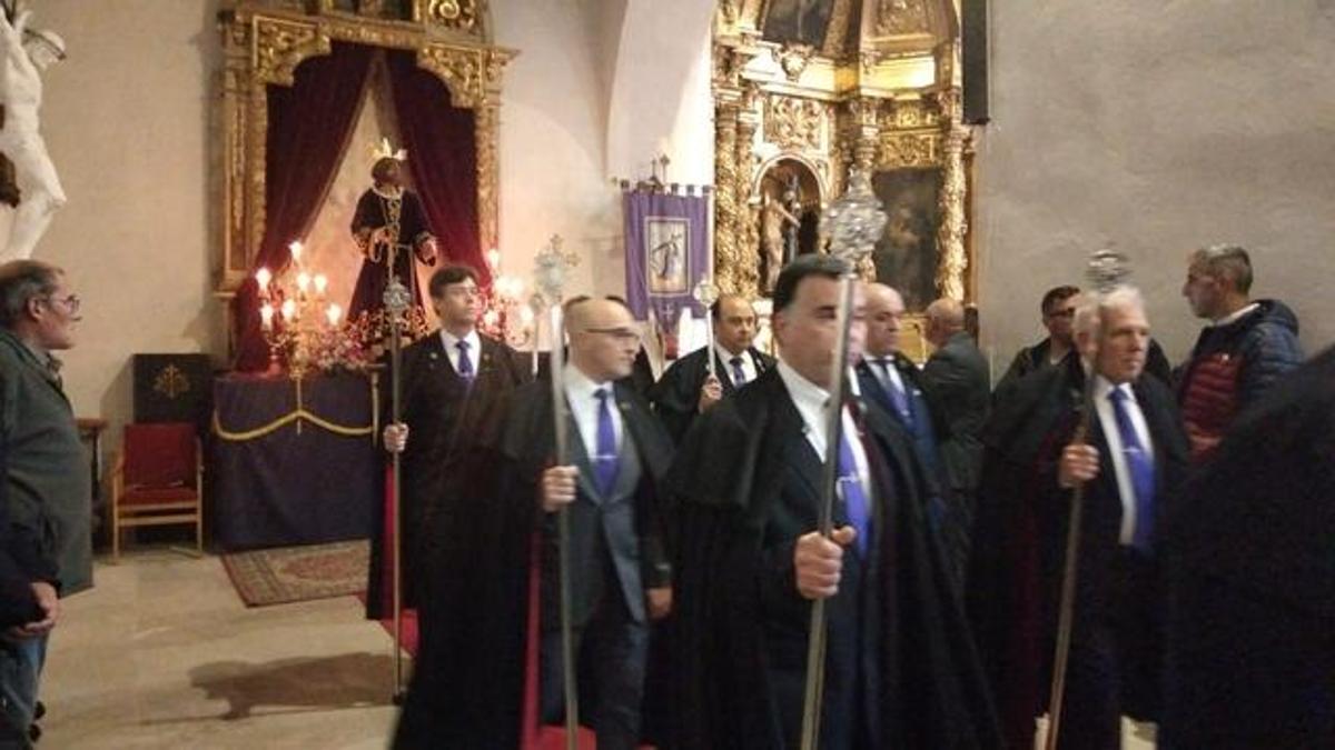 El Besamanos a Jesús del Perdón inicia oficiosamente la Semana Santa de ...
