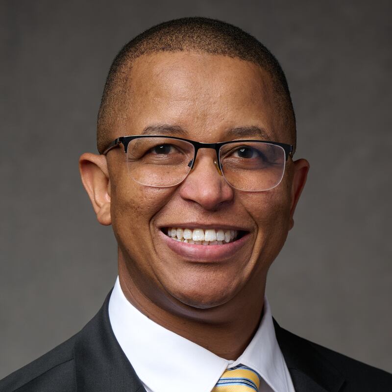 Latter-day Saints sustain new leaders — 16 general authorities, young ...