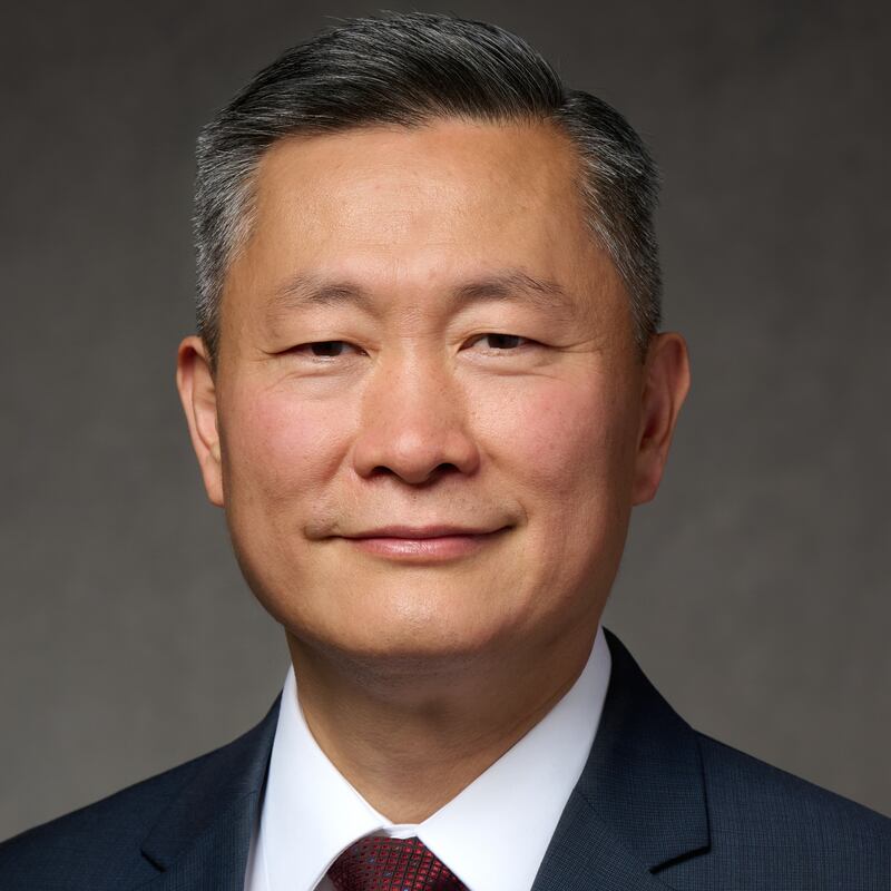 Latter-day Saints sustain new leaders — 16 general authorities, young ...