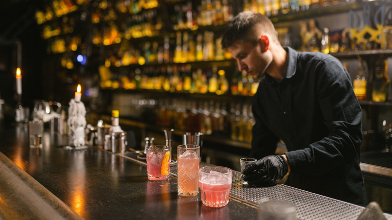 Here's What 'Call Drink' Really Means In Bartending