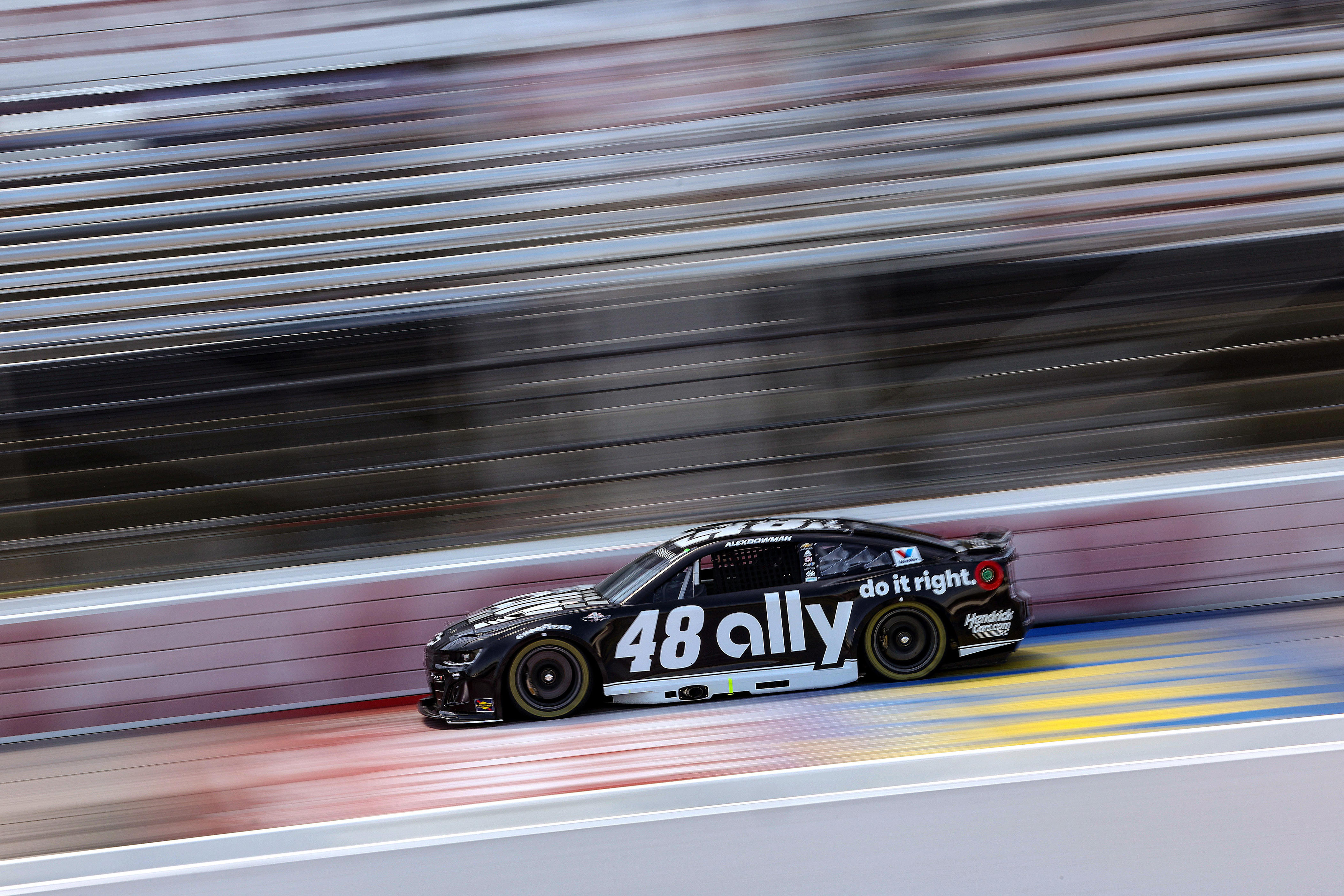 NASCAR Cup Series at Bristol: Starting lineup, TV schedule for today's race