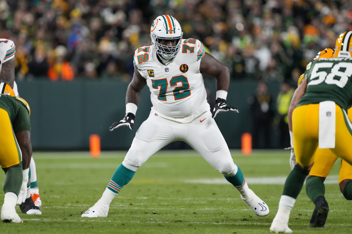 The Miami Dolphins can now formally turn the page on former Pro Bowl ...
