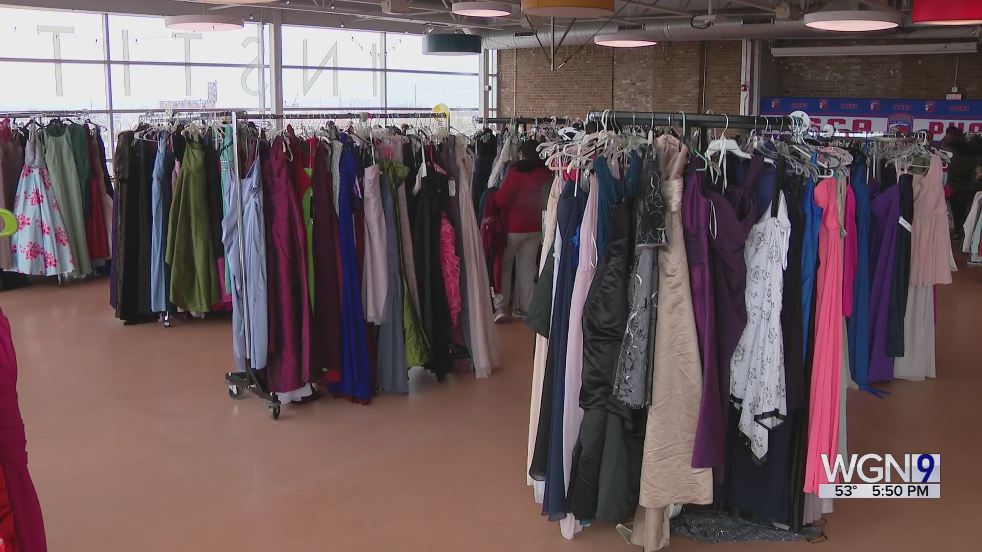 Students from across Chicago receive free prom attire at 'Prom Fit' event