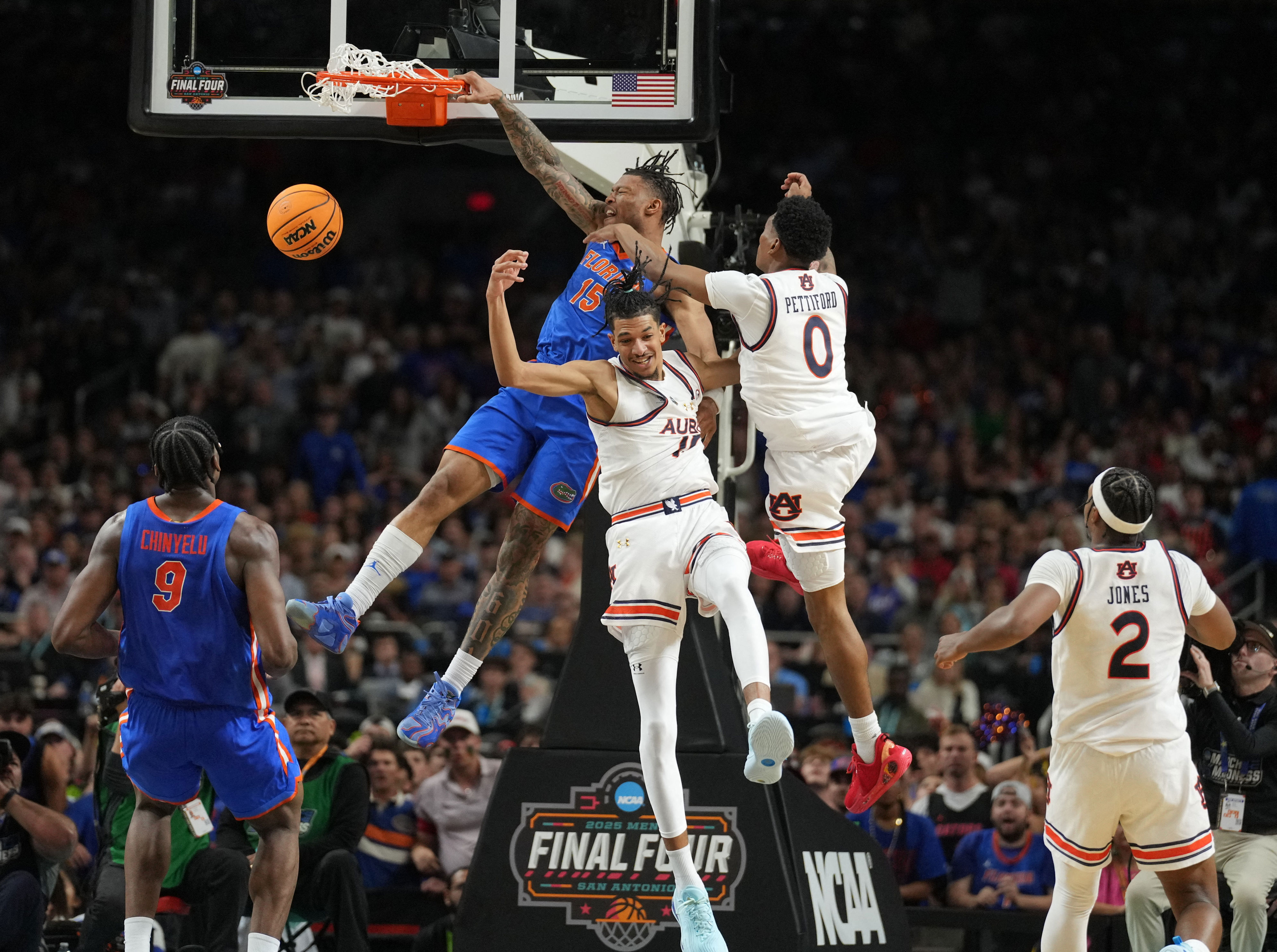 March Madness highlights: Houston stuns Duke with Final Four comeback ...