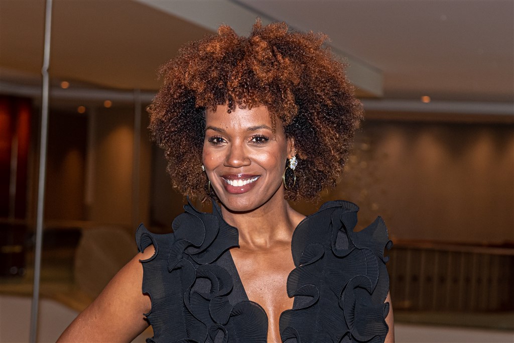 GTST-actrice Jasmine Sendar kondigt zwangerschap aan: 'Wonderen gebeuren'