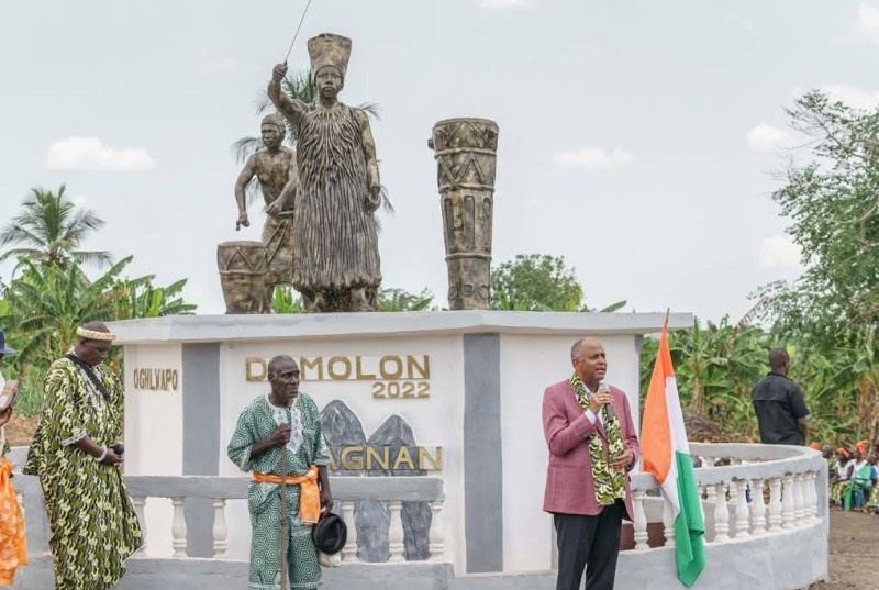 La Mé célèbre son identité culturelle à Domolon : Une statue inaugurée ...