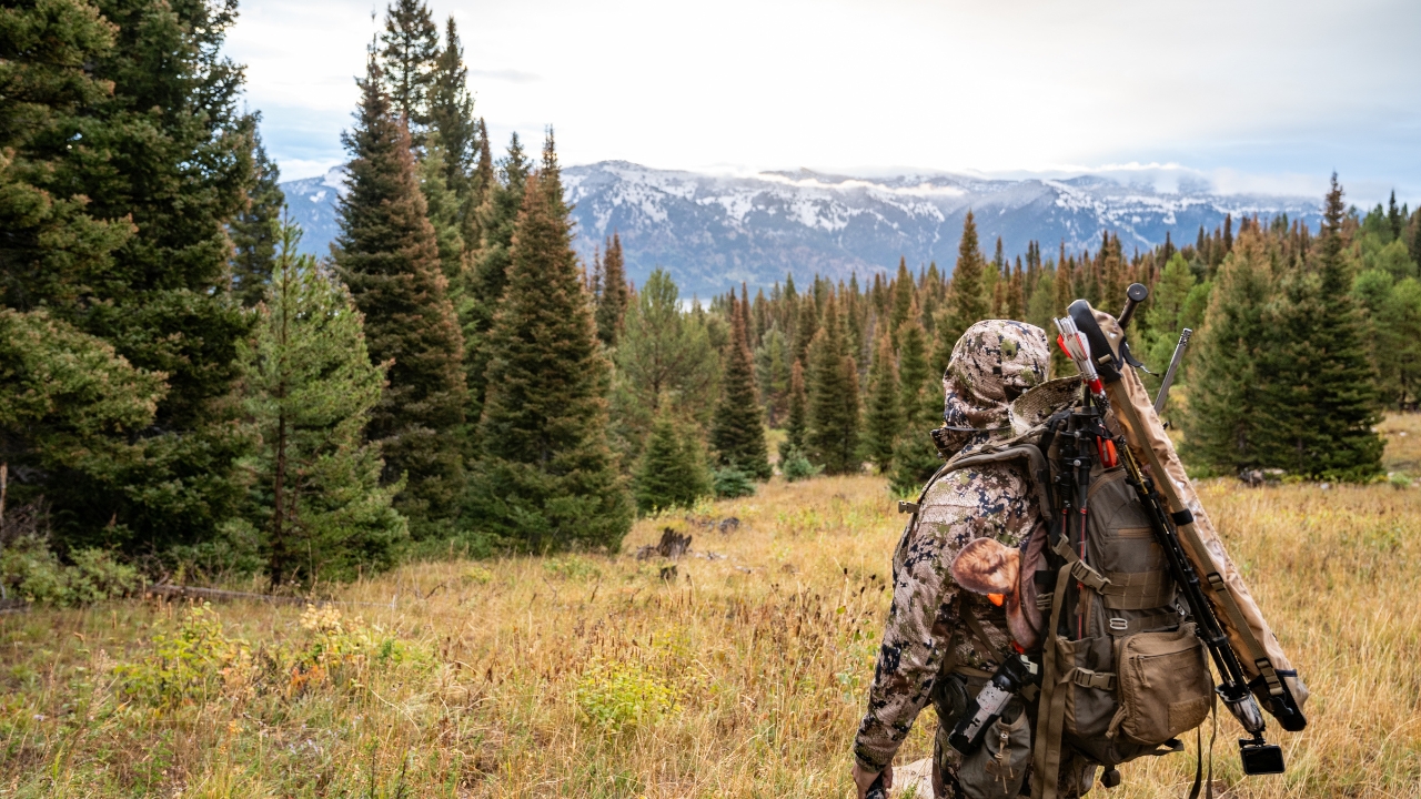 10 Must-Visit Spots in the Rockies for Hunters and Hikers