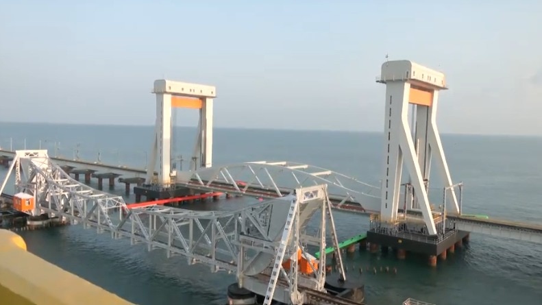 India's first vertical-lift sea bridge: All you need to know
