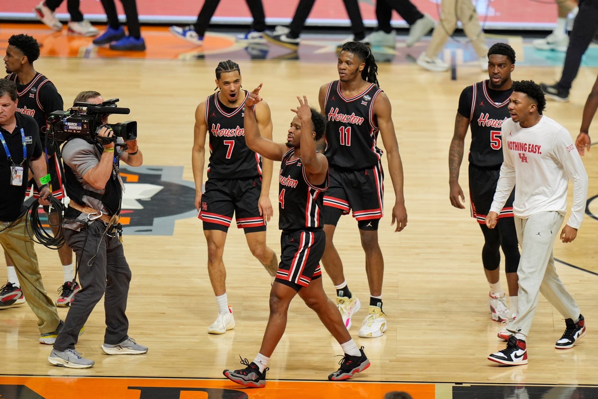Houston rallies to beat Duke 70-67 in the Final Four and advance to ...