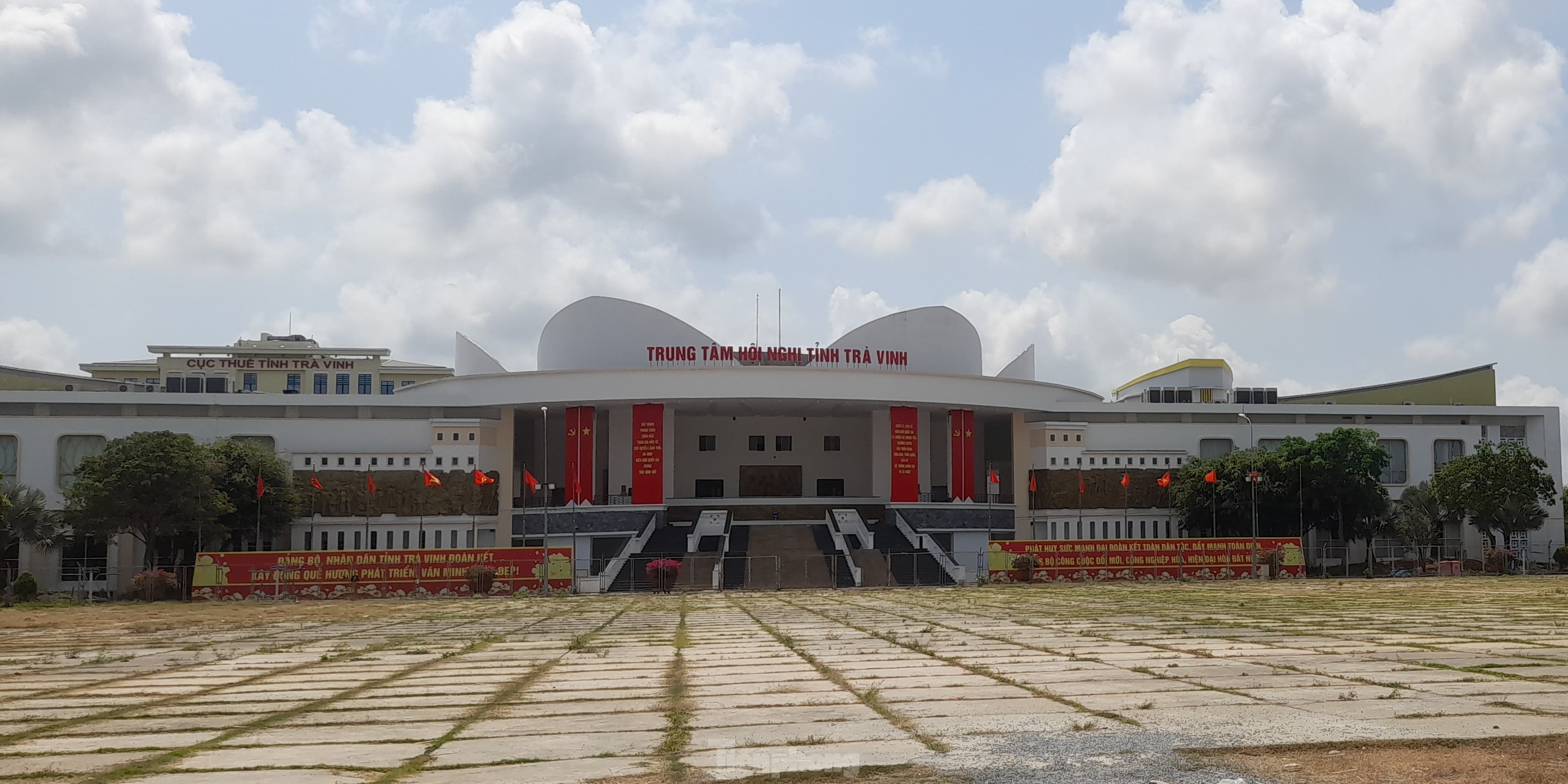 Trà Vinh thông tin tới toàn bộ máy việc sáp nhập với Bến Tre, Vĩnh Long