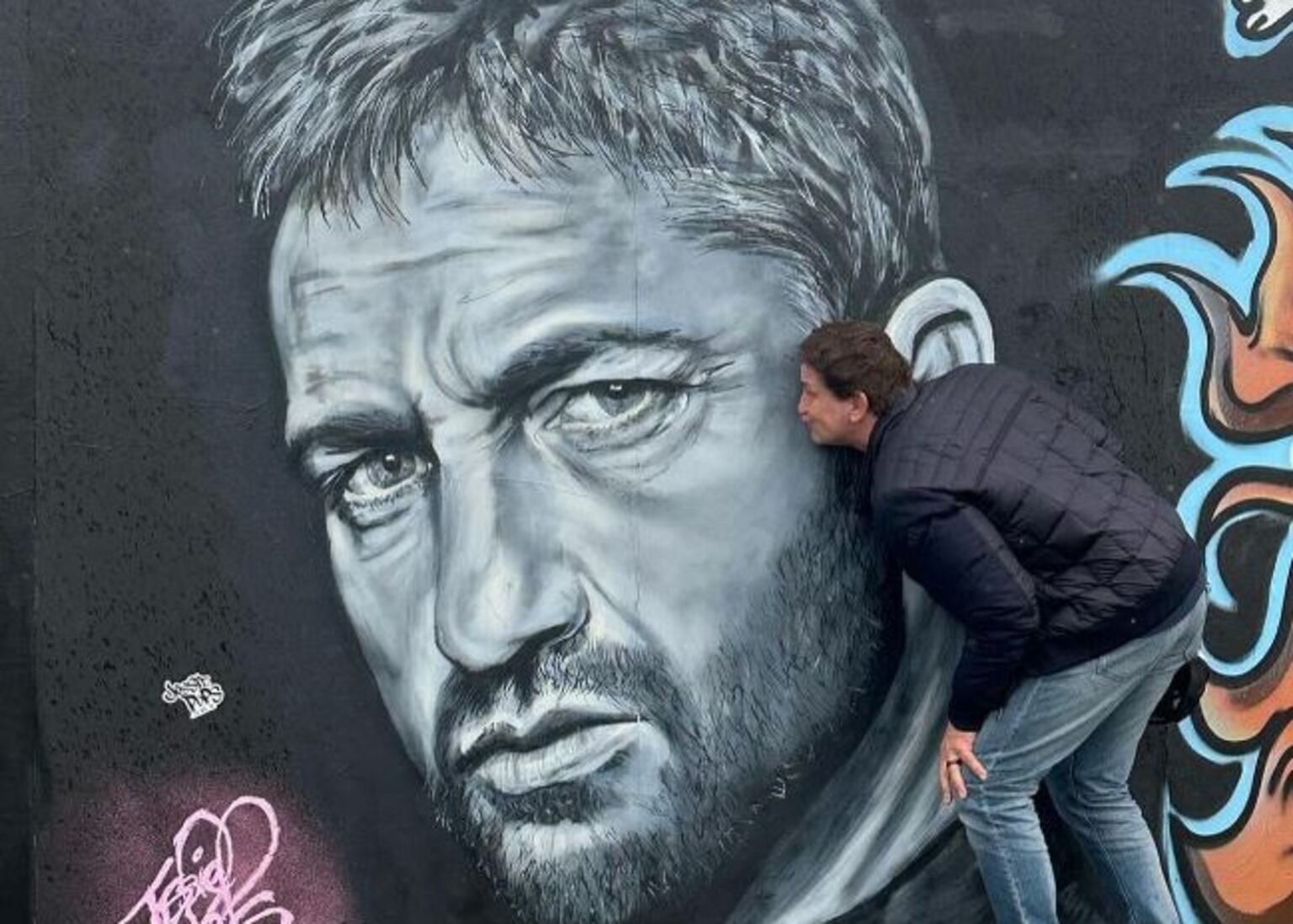 Artist behind viral Gerard Butler mural in Bangor has ‘no bad blood’ as ...