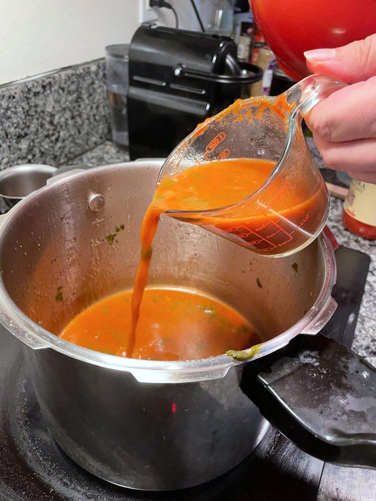 30分で作れる＆美味しい！ 父に教わったギリシャの伝統料理「ユベチ」の作り方