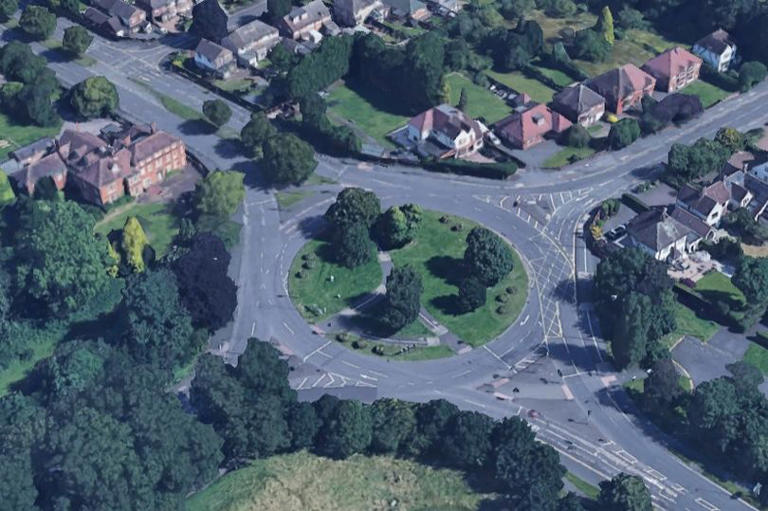 Disruption warning issued as main Leicestershire roundabout set to close