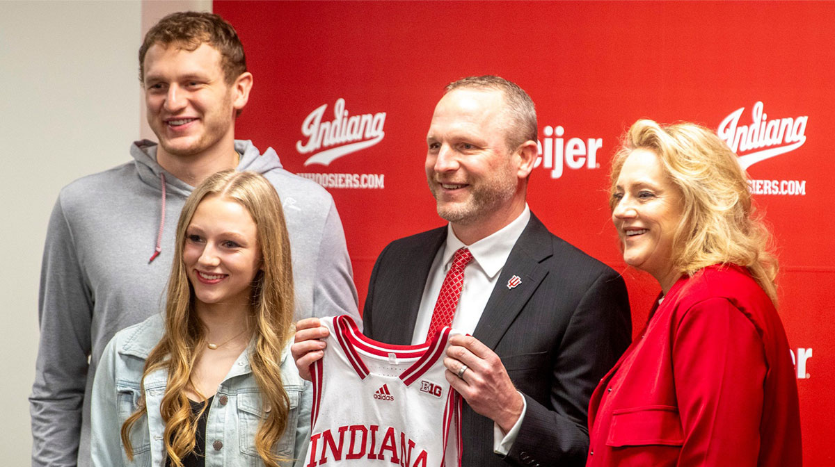 Indiana basketball adds 18.8-PPG star from Davidson in transfer portal