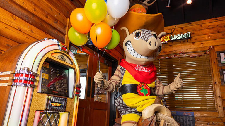 Why This Legendary Country Singer Has Such A Strong Connection To Texas ...