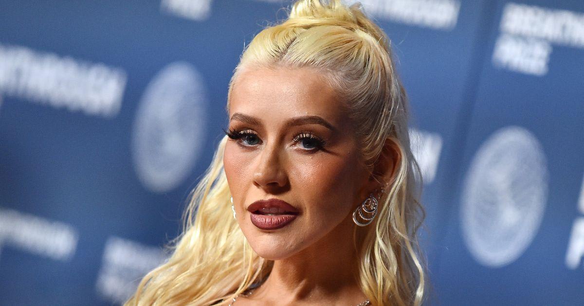 Christina Aguilera and Fiancé Matthew Rutler Pack on the PDA in Rare ...