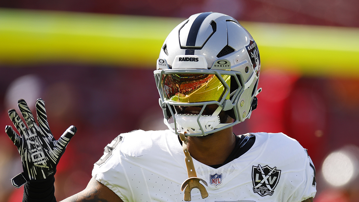 Raiders Will Cut $4.4 Million Starter if They Can’t Find Trade Partner