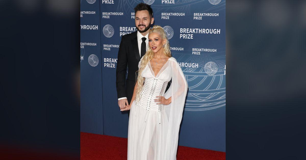 Christina Aguilera and Fiancé Matthew Rutler Pack on the PDA in Rare ...