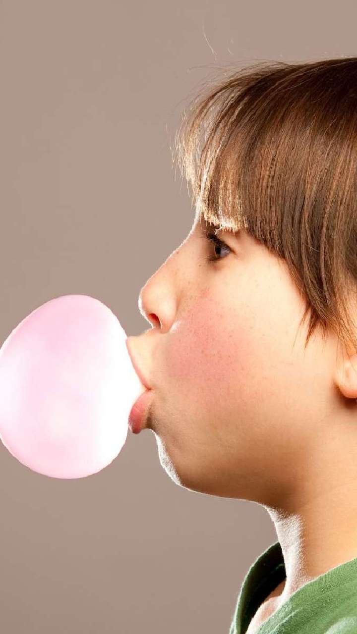 How Chewing Gum Everyday Can Improve Your Oral Health And Cognitive ...