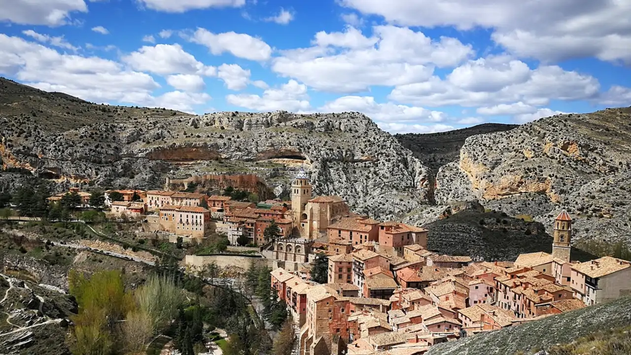 Descubre la localidad que ha sido denominada como un laberinto en ...