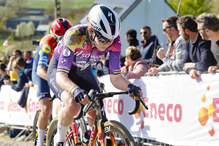 Anna van der Breggen: 'Dat Lotte onder zoveel druk rustig blijft en het ...