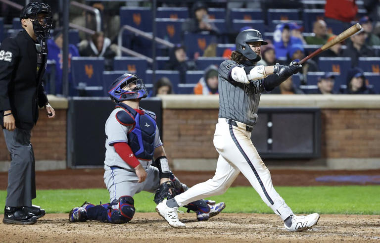 Jesse Winker rewards Carlos Mendoza’s faith with big hit in Mets’ win