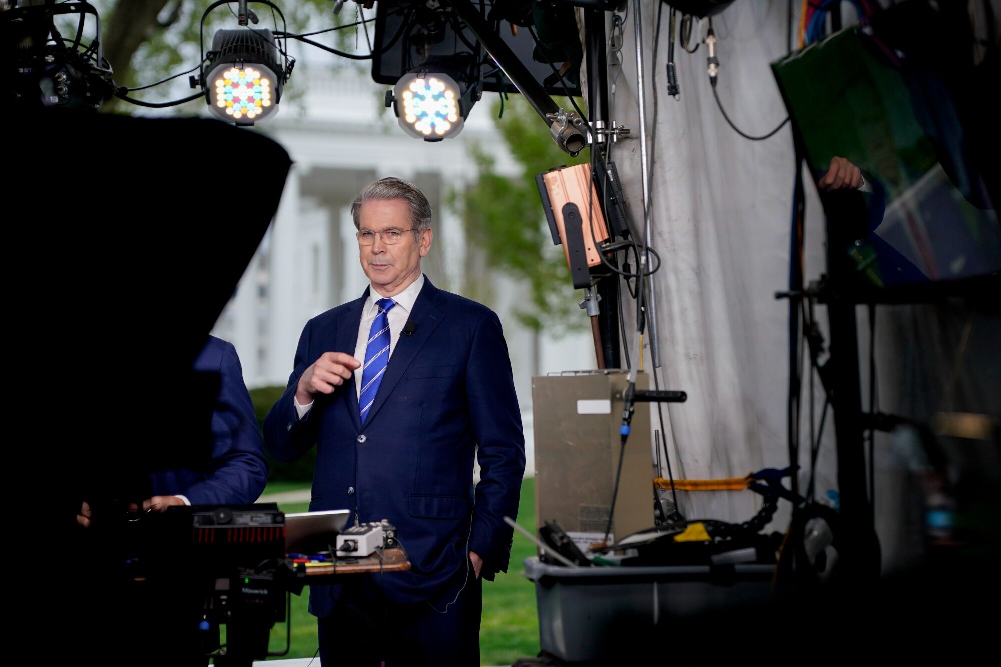 Wall Street Gets Rude Shock as Bessent Plays Second Fiddle on Tariffs