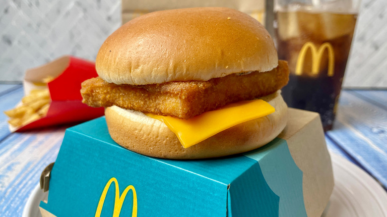 McDonald's Filet-O-Fish Vs Burger King's Big Fish Sandwich: Which Is ...
