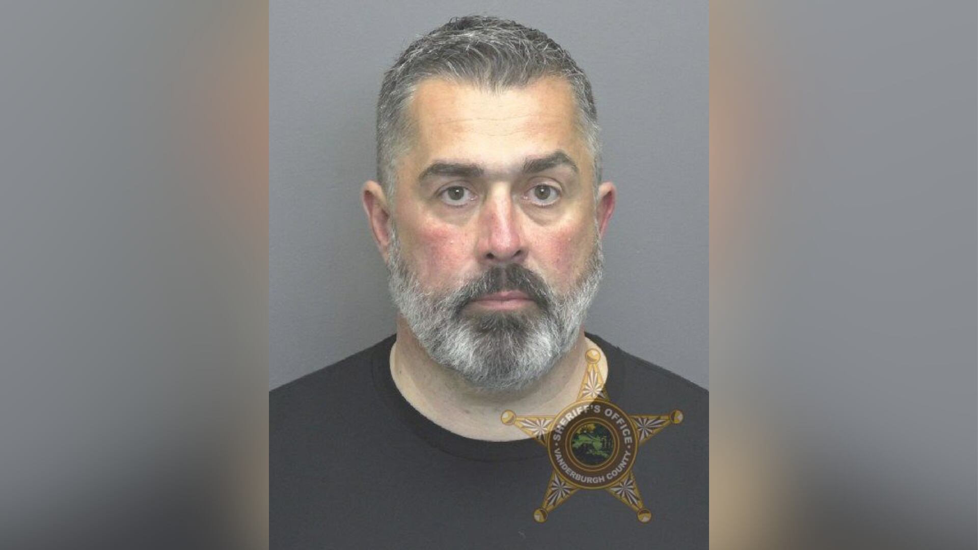 Driver more than 2.5x legal alcohol limit passes out in Taco Bell drive ...