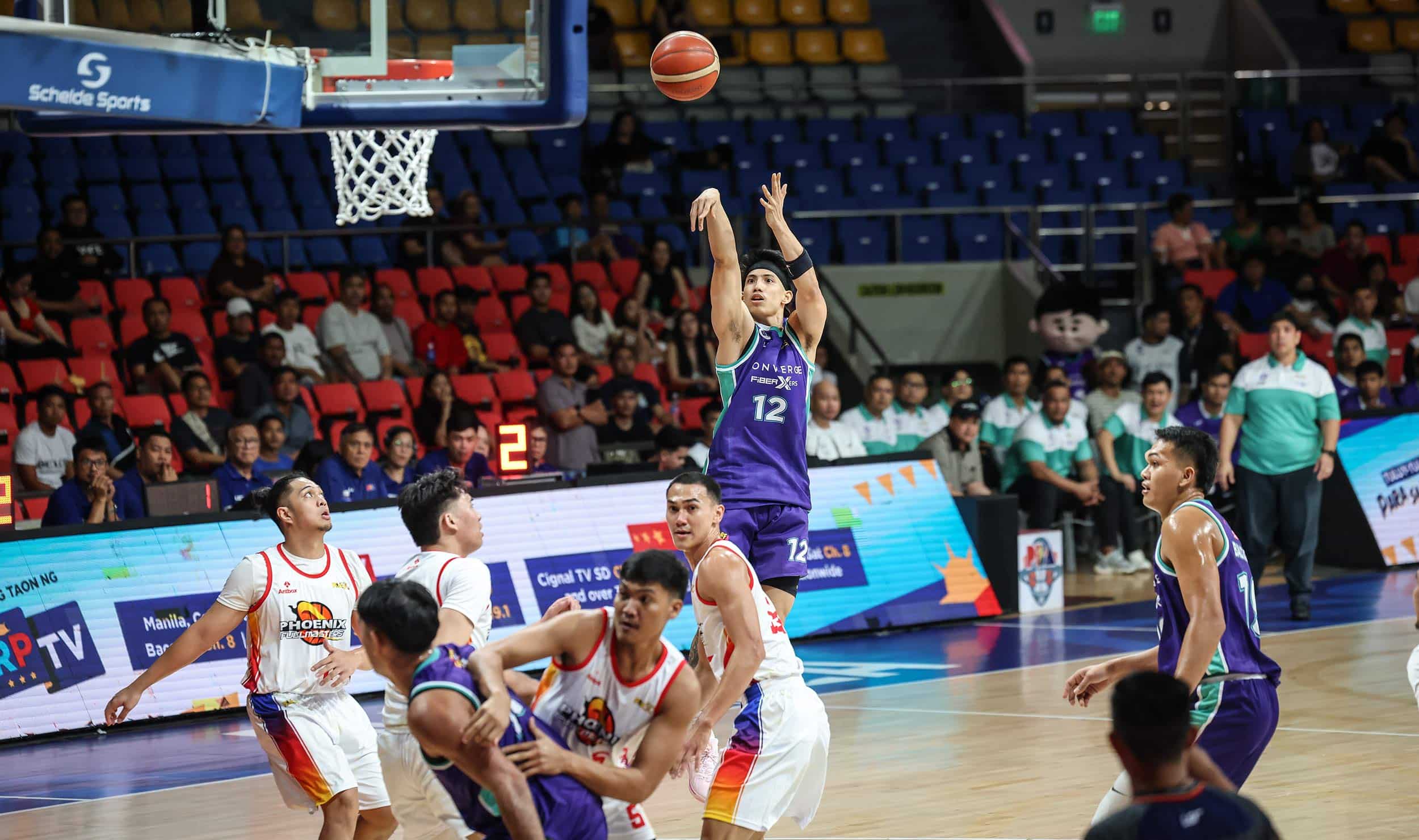PBA: Converge bounces back, keeps Phoenix winless