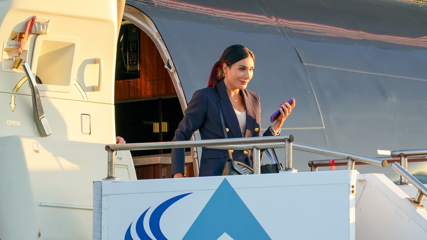 MAGA media tiptoes around Loomer-Trump meeting and NSC firings