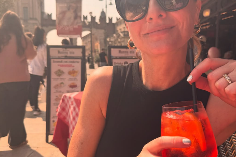 Jennifer Zamparelli gives glimpse inside sunny holiday with husband in ...