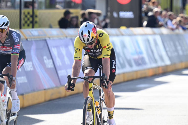 Realistische Wout van Aert lacht na Ronde van Vlaanderen om opvallend ...