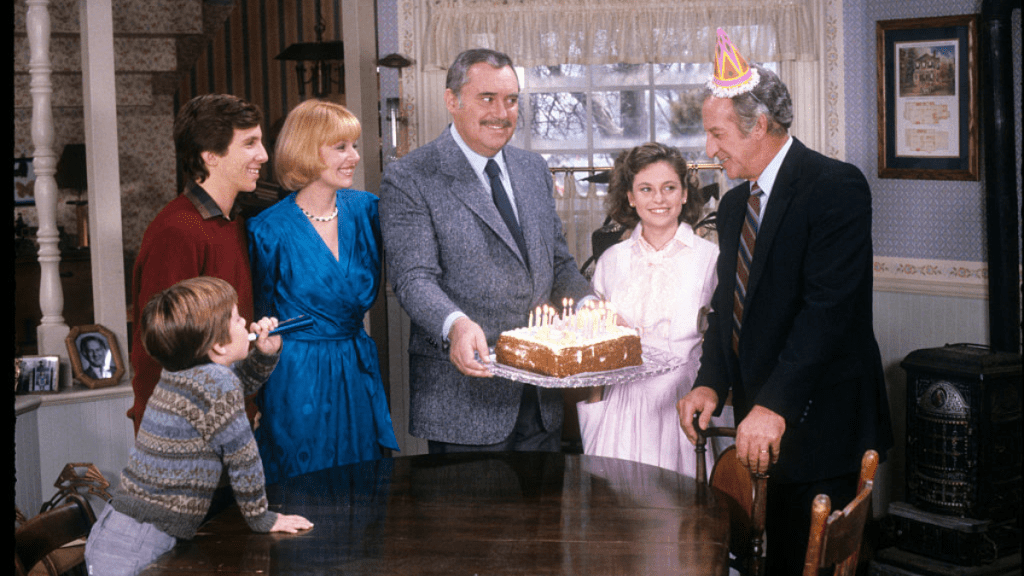 Cast Of "Mr. Belvedere" Reunites To Tribute Late Bob Uecker, See Them Now