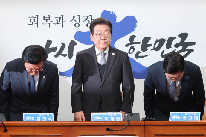 이재명, 모레쯤 대표사퇴 후 대권가도 돌입…비명계도 채비