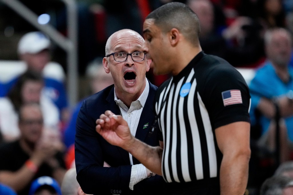 Dan Hurley has five-word troll response to Final Four coaches cursing ...