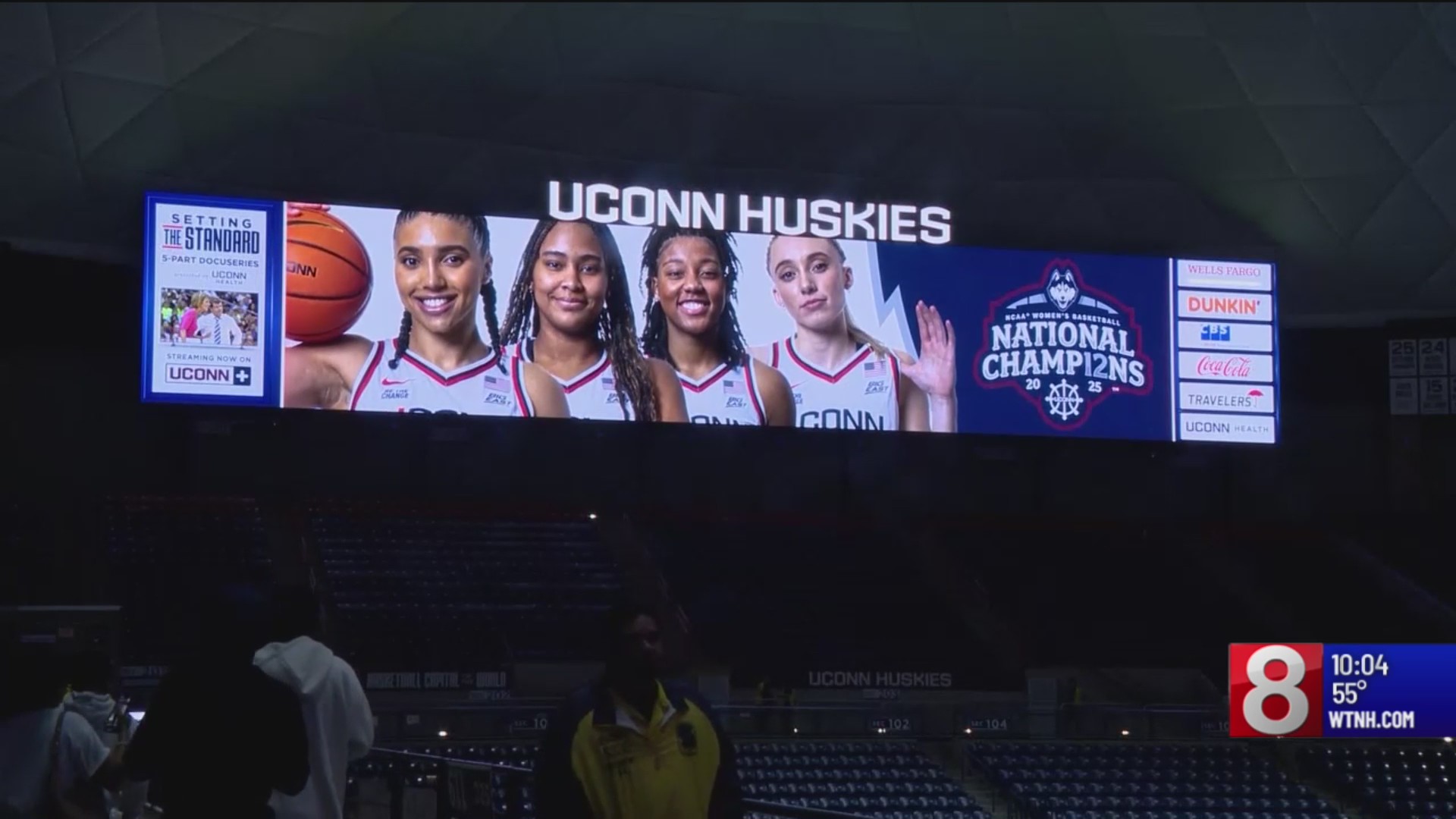 UConn Huskies win NCAA Championship, fans celebrate
