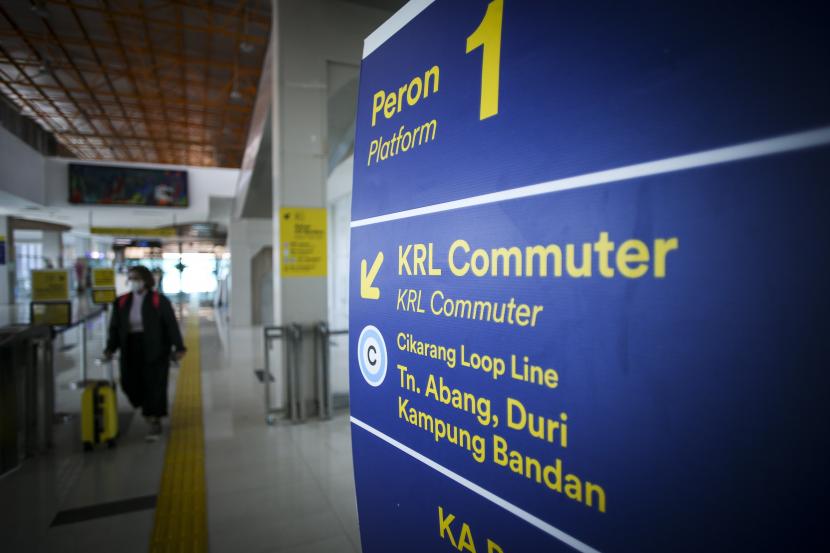 KAI Commuter Tambah 2 Perjalanan Malam Commuter Line Basoetta