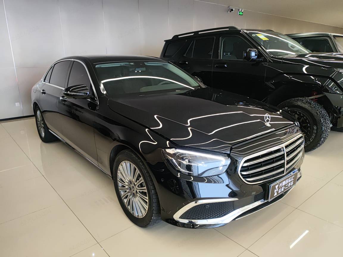 奔驰 奔驰E级 2022款 改款 E 300 L 豪华型实拍图