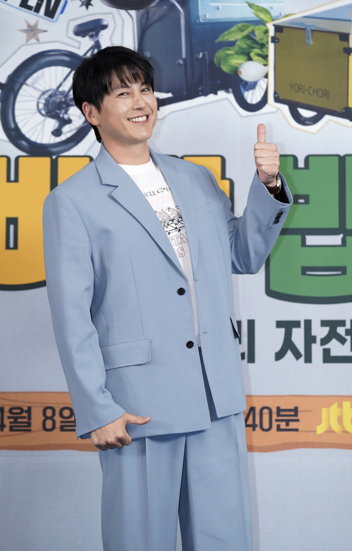 Ryu Soo-young doesn't do this in real life. Prepare 100 servings every day