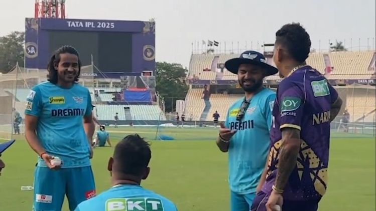 Rishabh Pant introduces LSG's rising star Digvesh Rathi to his idol ...