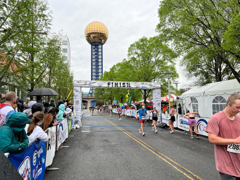 Photos: Thousands hit the streets for 2025 Covenant Health Knoxville ...