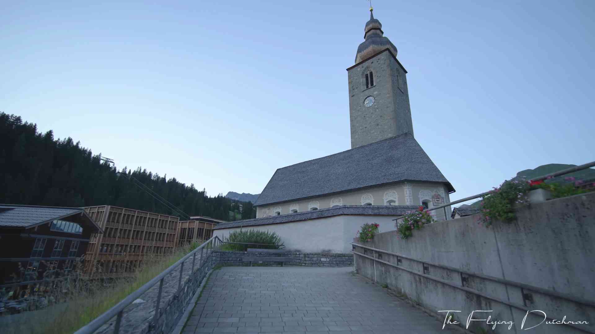 Lech, Oostenrijk – Sfeervolle Avondwandeling Door Een Dorp vol Luxe en ...