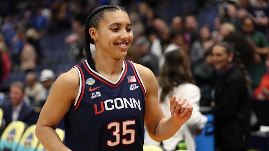Even UConn’s Azzi Fudd Couldn’t Believe Sarah Strong's Stats in First ...