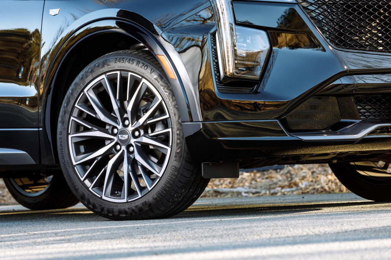 キャデラックXT4スポーツ（4WD/9AT）【試乗記】