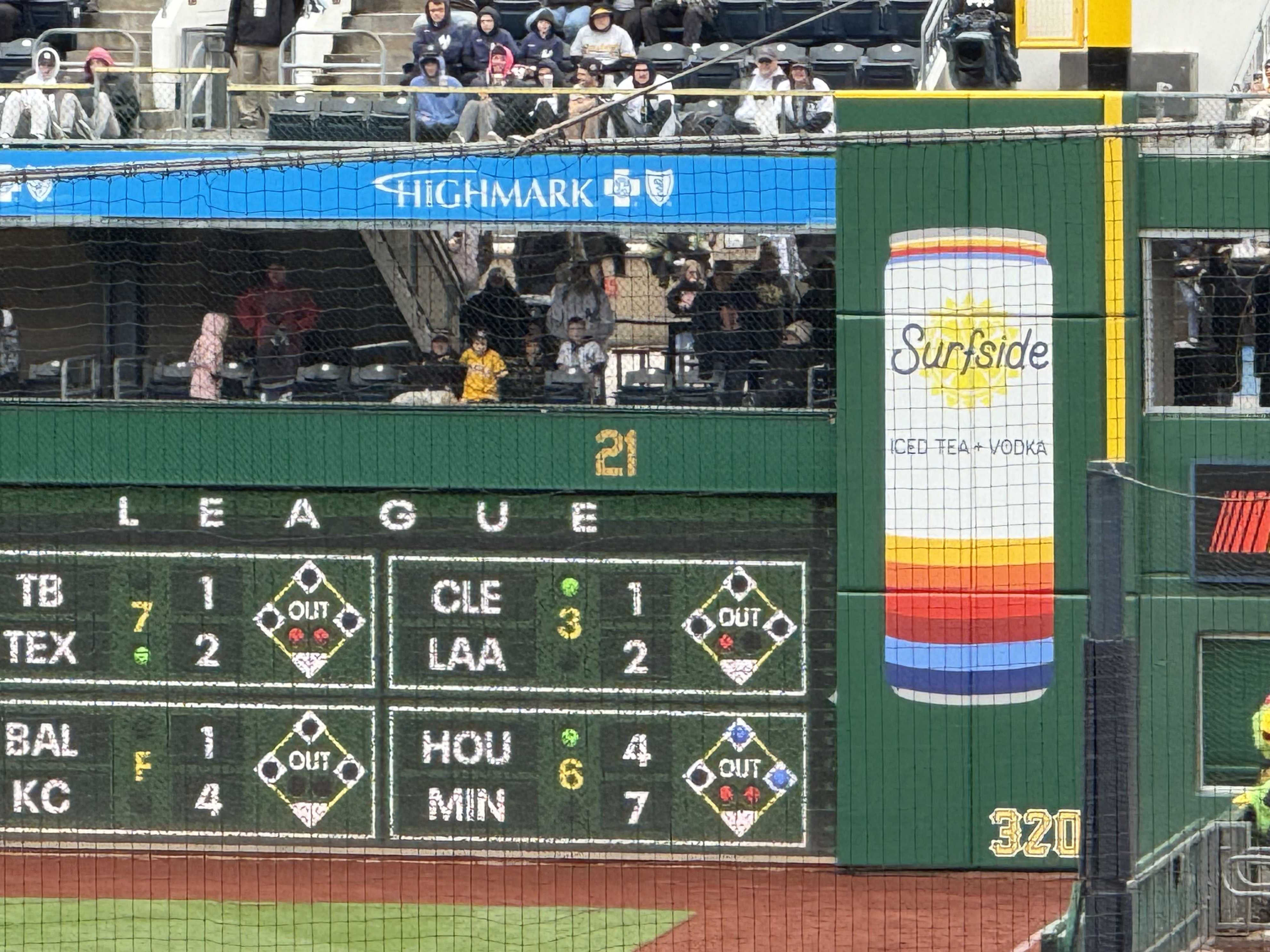 Pirates president announces return of Clemente logo after replacement