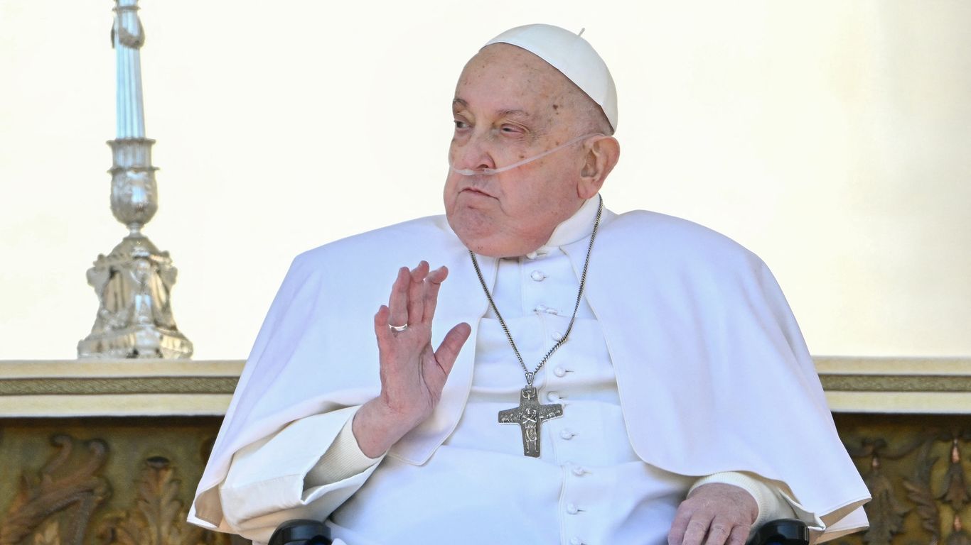 Pope Francis makes first public appearance since leaving hospital